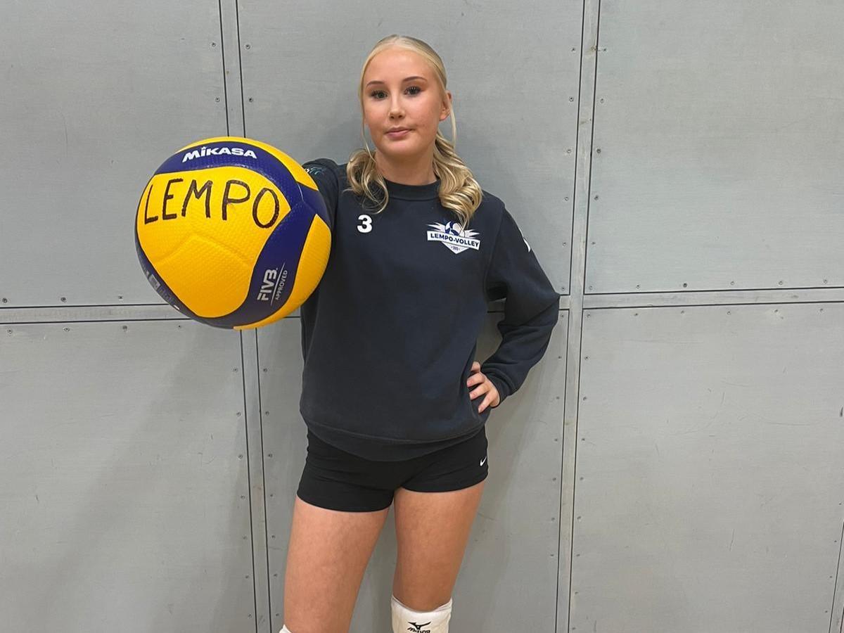 Lempon Eevi Silpo valittiin U18-maajoukkueleiritykseen - Lempo-Volley